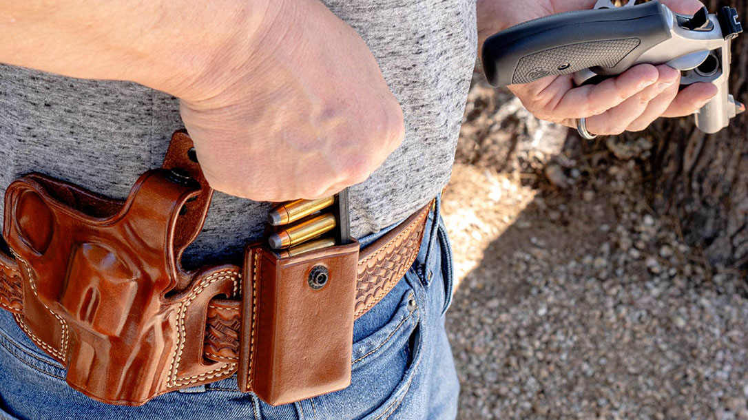 Galco Speedmaster 2.0 - Carrying Your Revolver & Ammunition