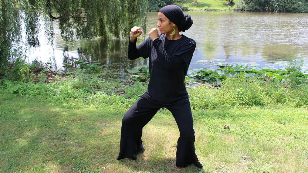 Learn When, Where & How To Throw Practical Kicks in a Fight