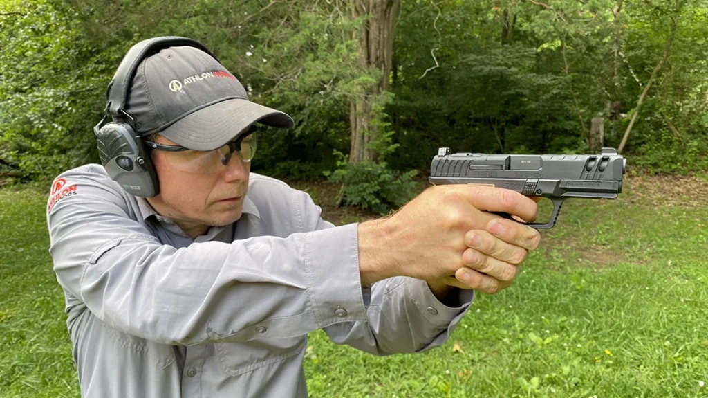 Gun Review: The Lipsey's Exclusive Ruger GP100 10mm Revolver