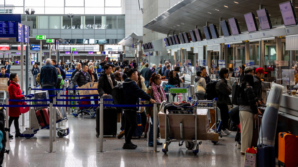 .40 S&W vs .45 ACP: It's Time to Settle the Big-Bore Auto Debate